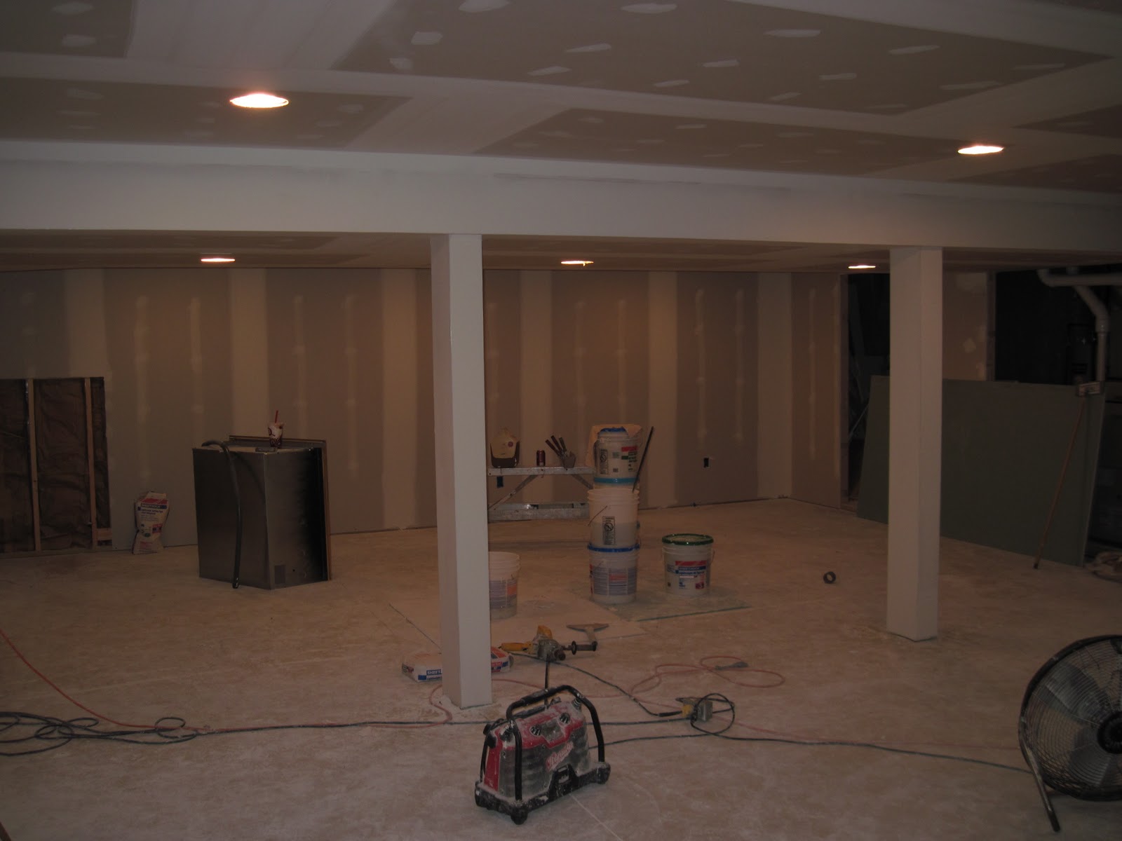 Basement drywall finishing with knockdown ceiling texture ~ FINISHED WALLS